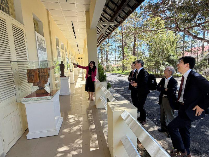 MOU Signing Ceremony with Dalat University | Osaka Metropolitan University