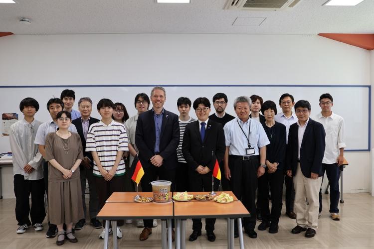 Osaka Metropolitan University